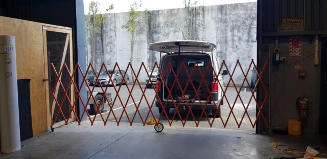 Reliable Fixed Safety Barriers in NZ from 130 NZD - Xpando